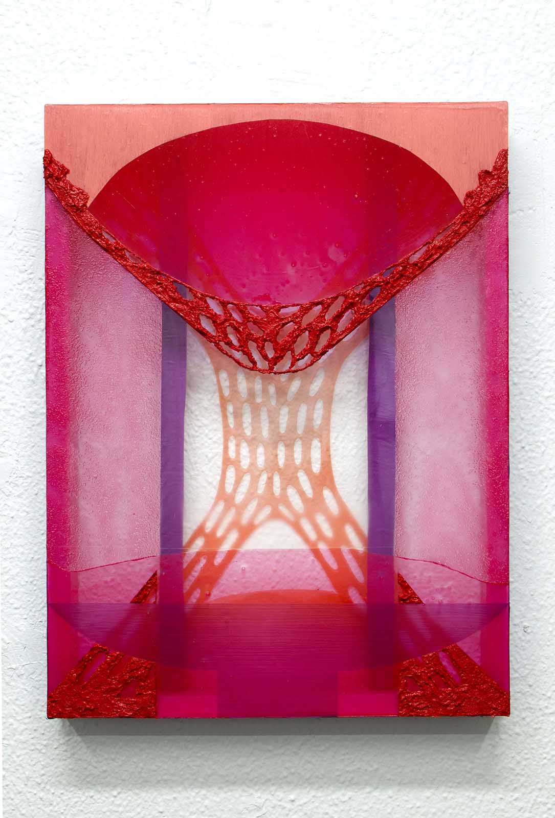 Elise Thompson: Transparency and Ambiguity – VAST Magazine